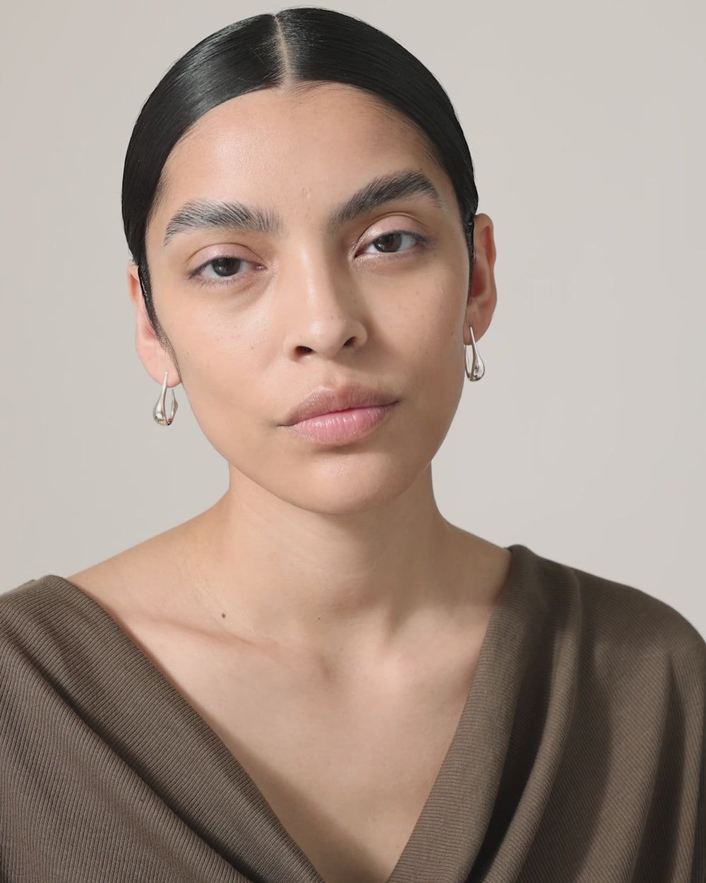 Colette Hoop Earrings | Small Silver Unique Hoops | JENNY BIRD Canada
